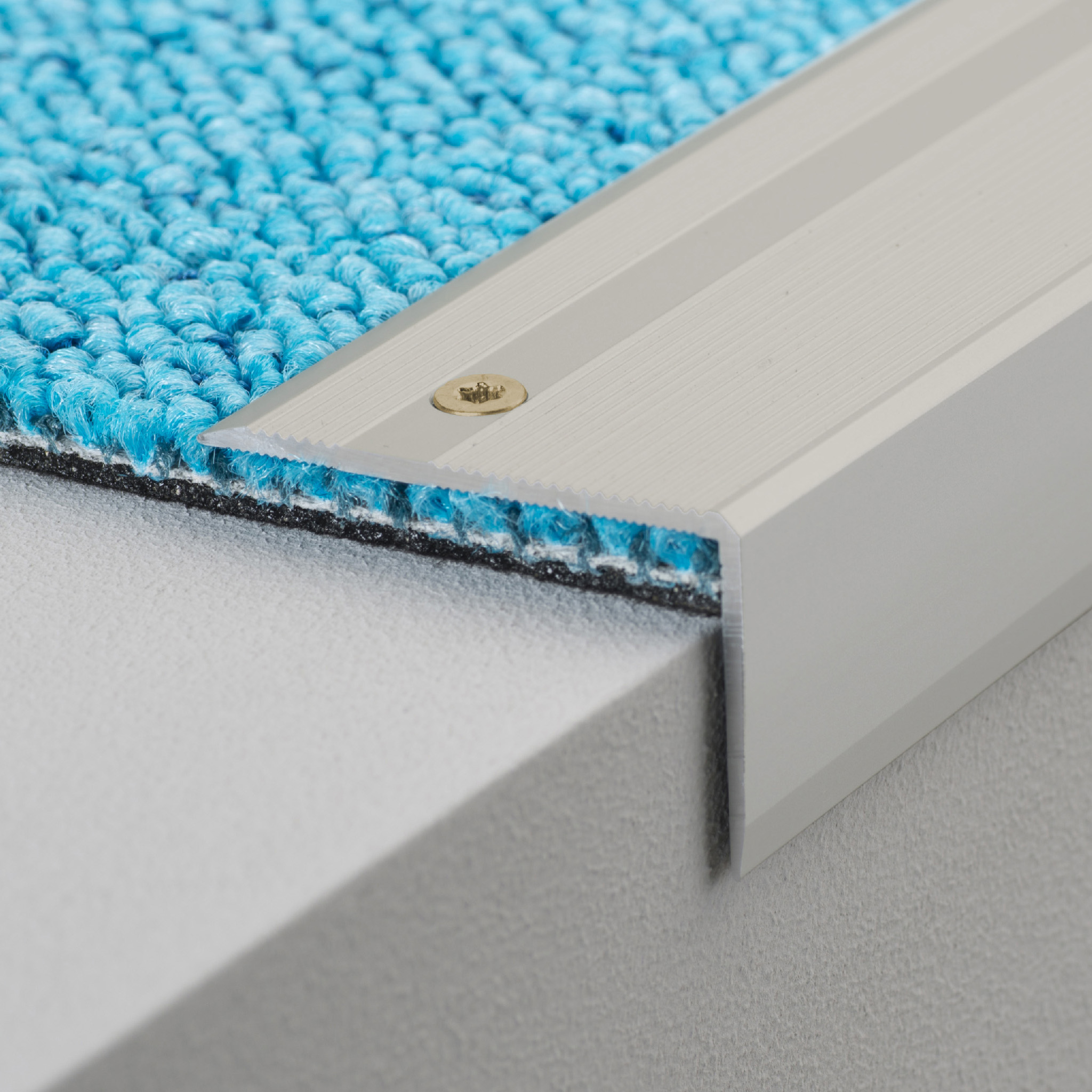 End and angle profiles for laminate flooring | LOGOCLIC®