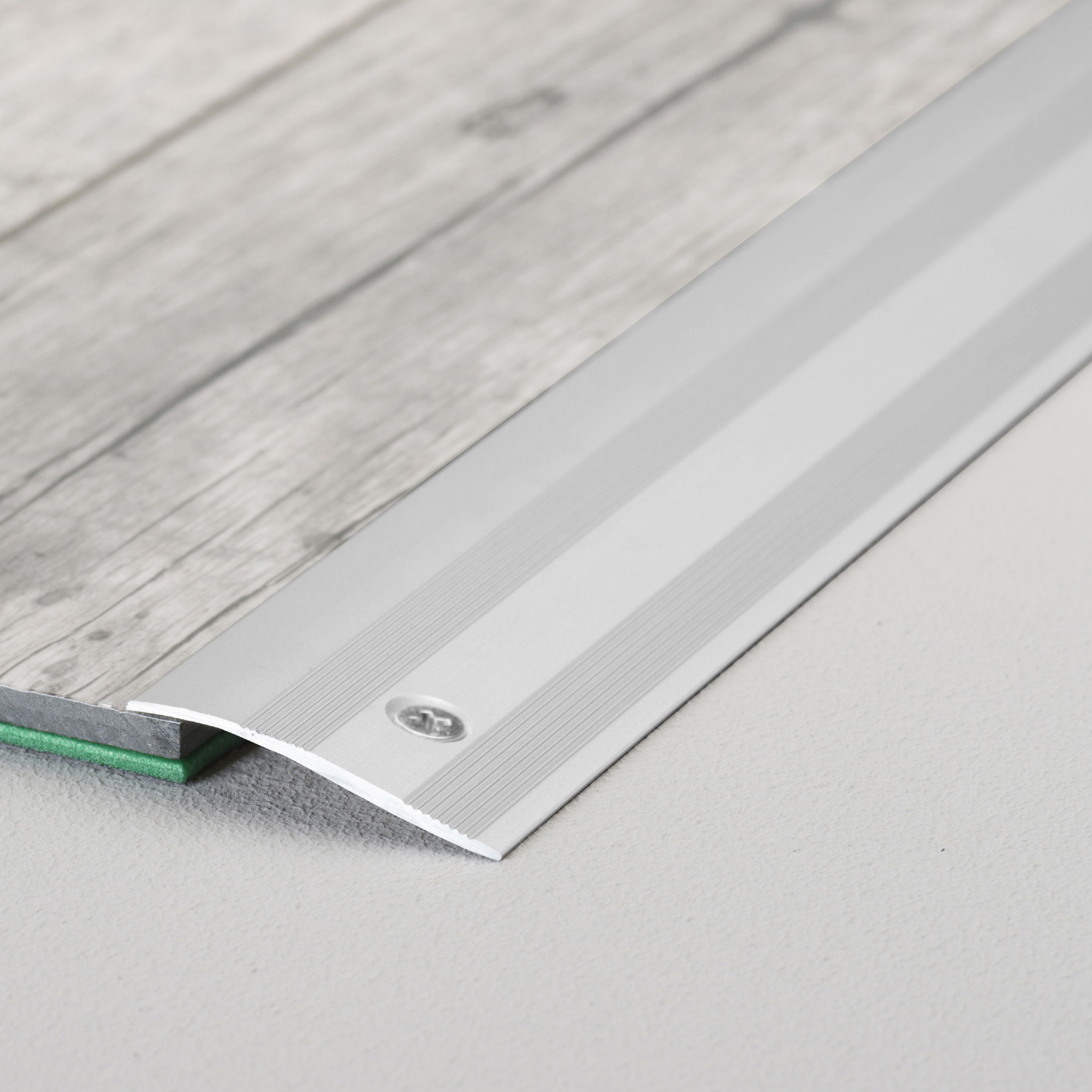 Vinyl profiles for laminate flooring | LOGOCLIC®